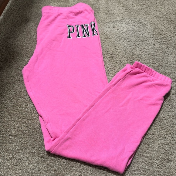 PINK Victoria's Secret | Pants & Jumpsuits | Nwot Pink Crop Sweatpants ...